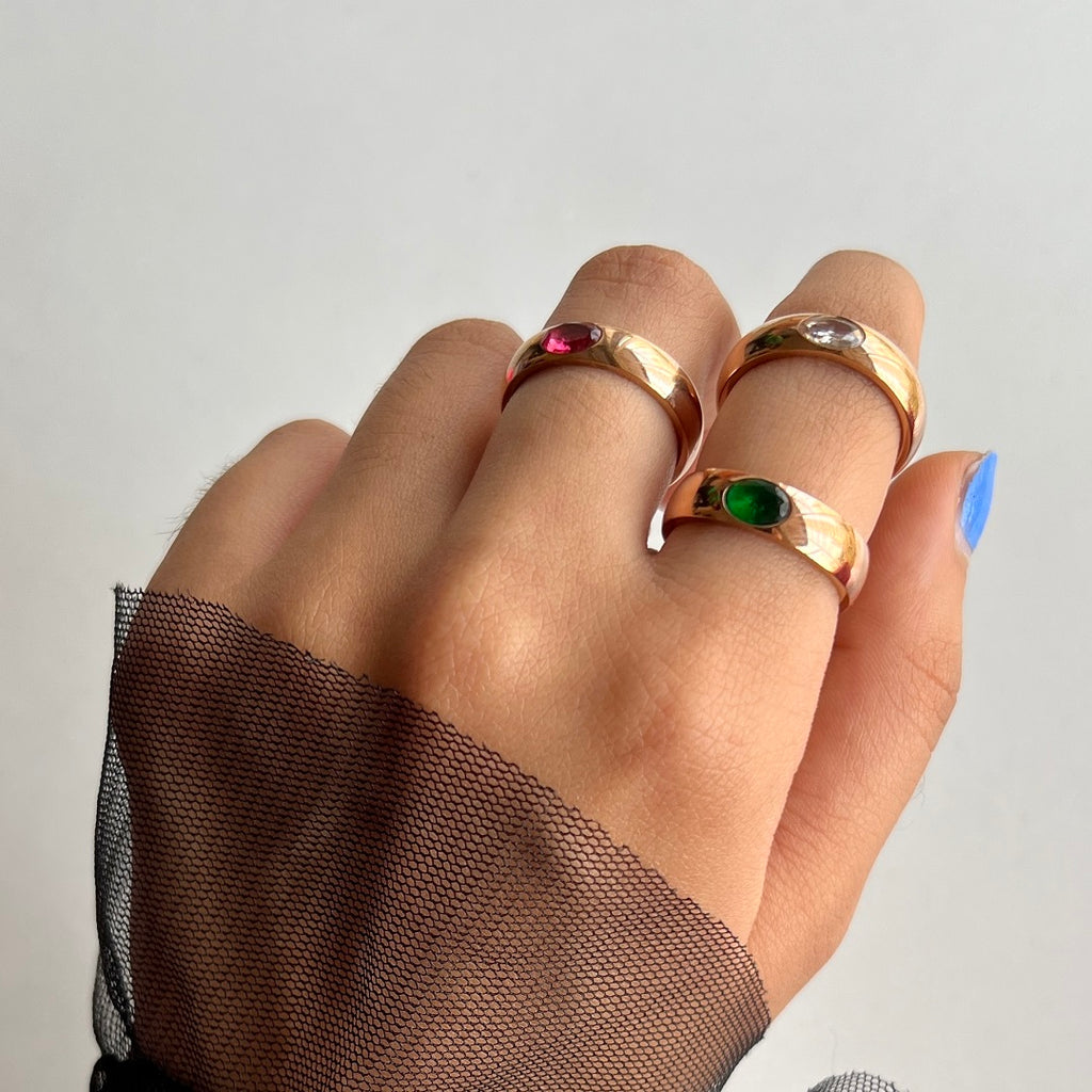 Spotlight Ring – The Envy House