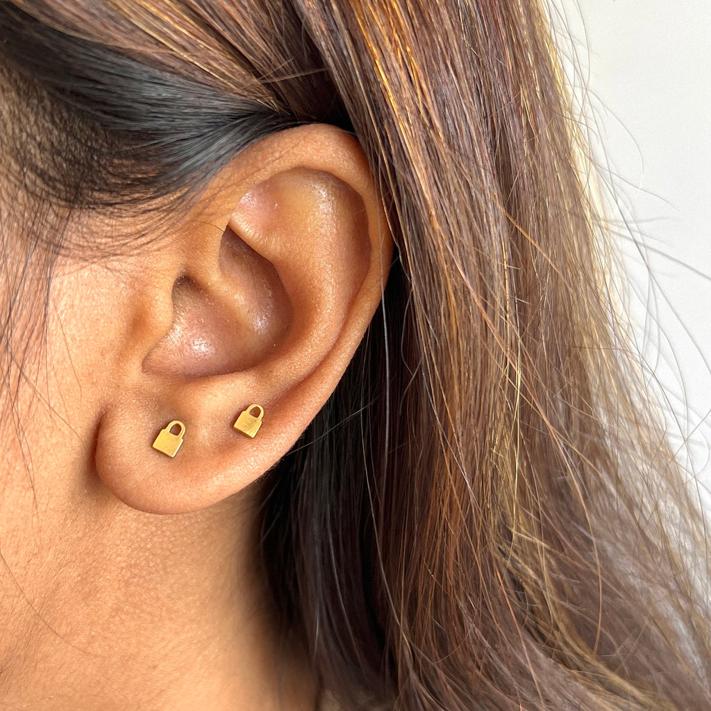 Lock Piercing Studs – The Envy House